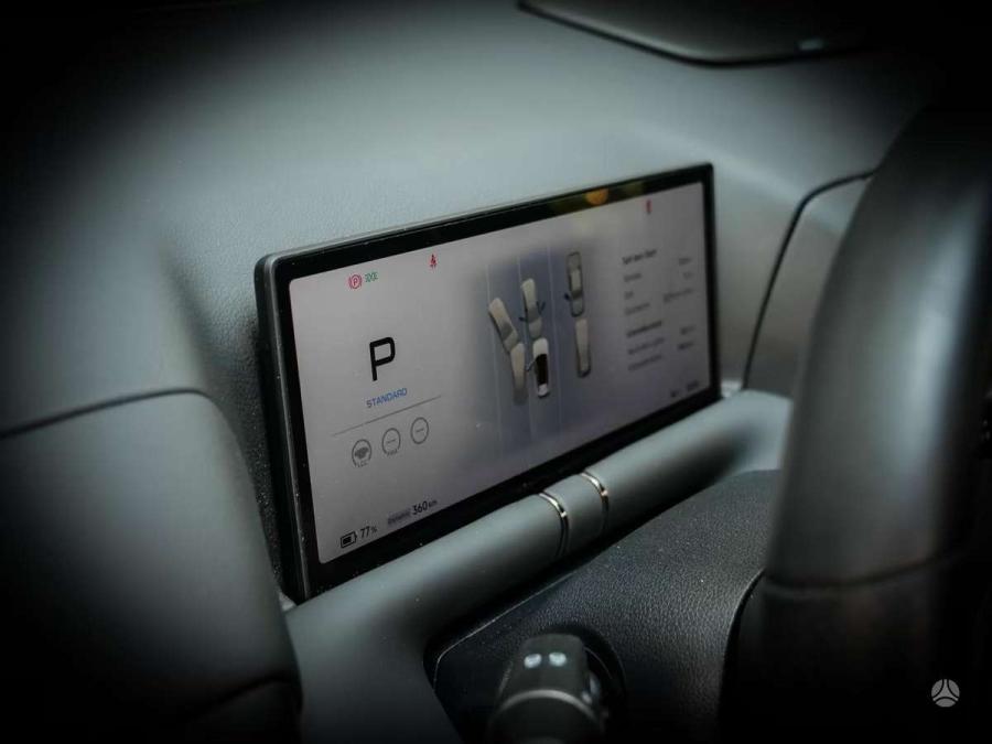 Balts Xpeng G9 2025 Viļņa, ar dzinēja tilpumu 0.00 L un nobraukumu 20 tūkst. km par 60960 €, foto 14 vietnē AUTOMOTO.COM.LV