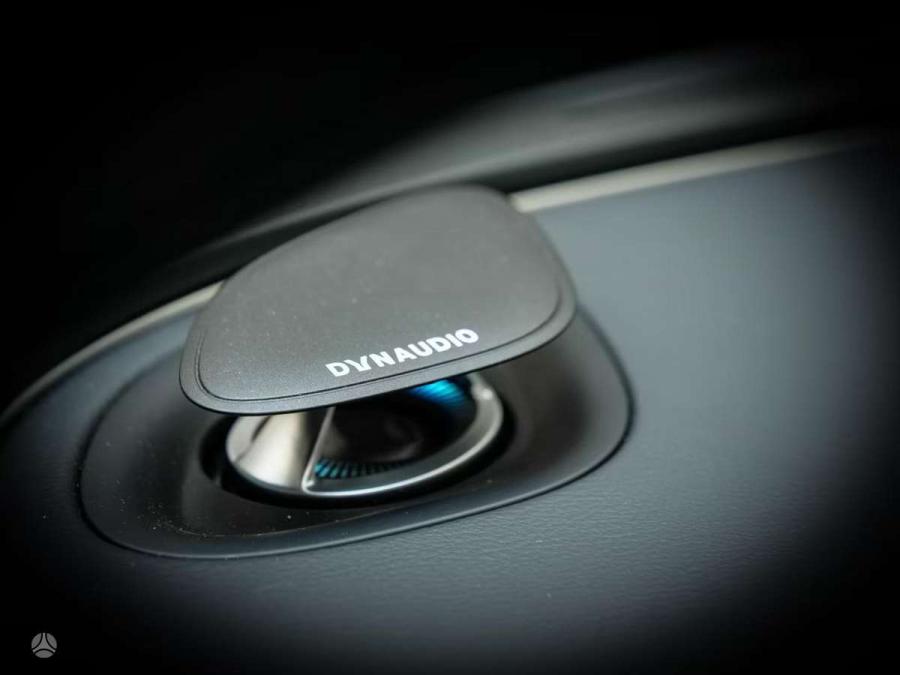 Balts Xpeng G9 2025 Viļņa, ar dzinēja tilpumu 0.00 L un nobraukumu 20 tūkst. km par 60960 €, foto 17 vietnē AUTOMOTO.COM.LV