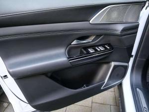 Balts Xpeng G9 2025 Viļņa, ar dzinēja tilpumu 0.00 L un nobraukumu 20 tūkst. km par 60960 €, foto 19 vietnē AUTOMOTO.COM.LV
