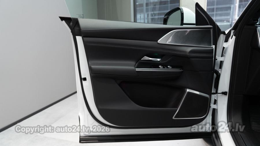 Balts Xpeng G9 2026 Tallina, ar dzinēja tilpumu 0.00 L un nobraukumu 5 tūkst. km par 78000 €, foto 16 vietnē AUTOMOTO.COM.LV