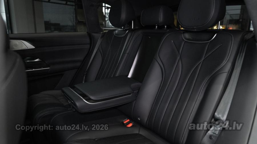 Balts Xpeng G9 2026 Tallina, ar dzinēja tilpumu 0.00 L un nobraukumu 5 tūkst. km par 78000 €, foto 29 vietnē AUTOMOTO.COM.LV