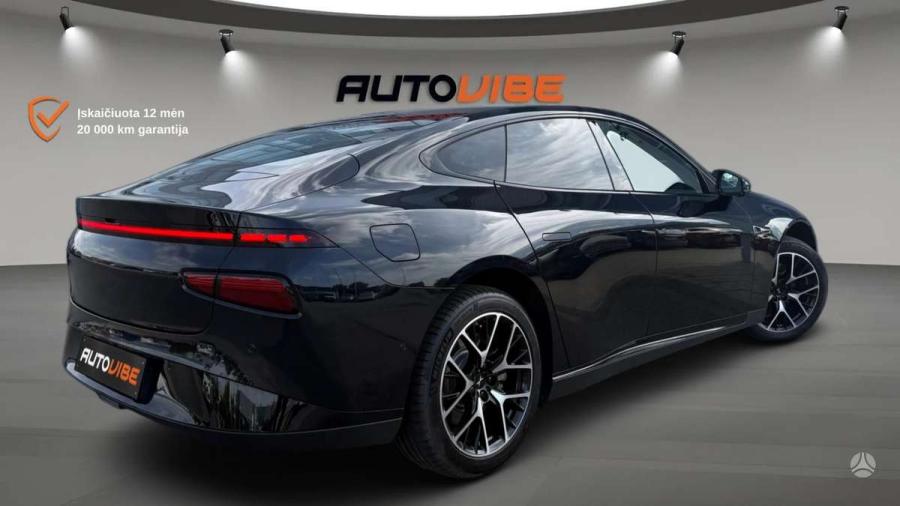 Black Xpeng P7 2024 in Vilnius, with an engine capacity of 0.00 L and mileage of 55 thousand km for 39989 €, photo 6 on AUTOMOTO.COM.LV