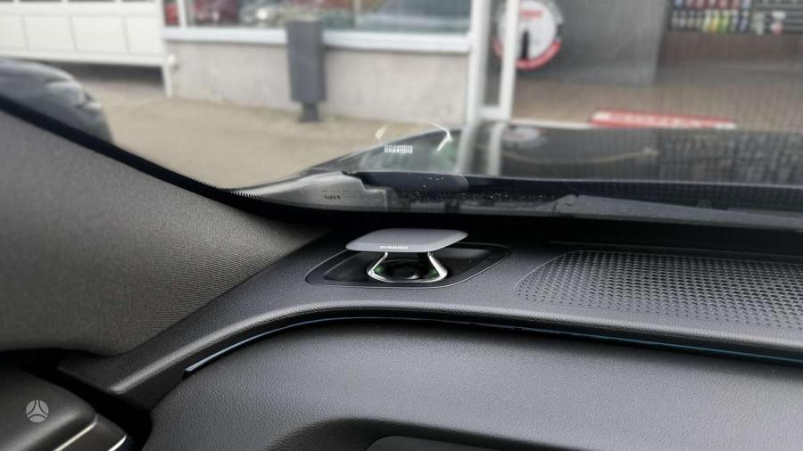 Black Xpeng P7 2024 in Vilnius, with an engine capacity of 0.00 L and mileage of 55 thousand km for 39989 €, photo 15 on AUTOMOTO.COM.LV