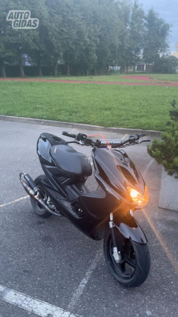 Black Yamaha Aerox 2008 in Kaunas, with an engine capacity of 0.00 L and mileage of 0 thousand km for 1700 €, photo 1 on AUTOMOTO.COM.LV