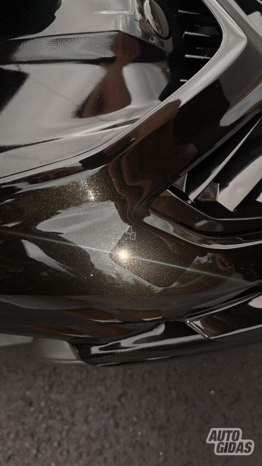 Black Yamaha Aerox 2013 in Kaunas, with an engine capacity of 0.05 L and mileage of 24 thousand km for 1600 €, photo 5 on AUTOMOTO.COM.LV