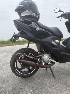 Melns Yamaha Aerox 2014 Klaipėda, ar dzinēja tilpumu 0.05 L un nobraukumu 23 tūkst. km par 1800 €, foto 9 vietnē AUTOMOTO.COM.LV