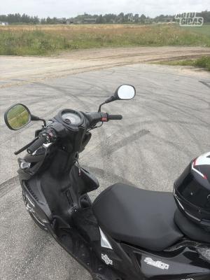 Melns Yamaha Aerox 2014 Klaipėda, ar dzinēja tilpumu 0.05 L un nobraukumu 23 tūkst. km par 1800 €, foto 11 vietnē AUTOMOTO.COM.LV