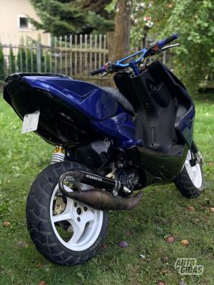 Blue Yamaha Aerox 2009 in Kaunas, with an engine capacity of 0.05 L and mileage of 23 thousand km for 1500 €, photo 9 on AUTOMOTO.COM.LV