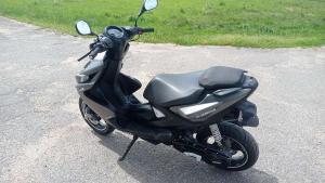 Grey Yamaha Aerox 2013 in Vievis, with an engine capacity of 49.00 L and mileage of 22 thousand km for 1600 €, photo 4 on AUTOMOTO.COM.LV