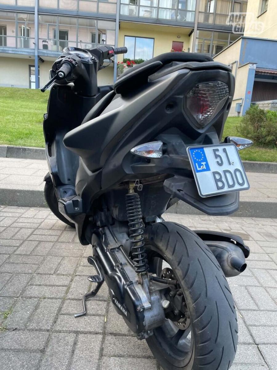 Grey Yamaha Aerox 2013 in Vilnius, with an engine capacity of 0.05 L and mileage of 22 thousand km for 1450 €, photo 4 on AUTOMOTO.COM.LV