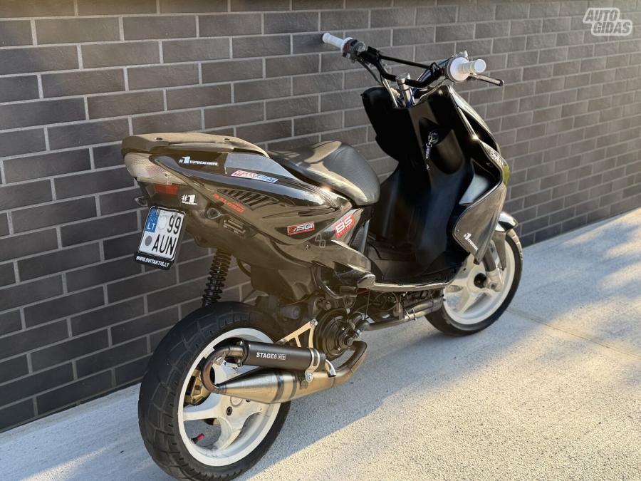 Yamaha Aerox 2004 in Kaunas, with an engine capacity of 0.00 L and mileage of 0 thousand km for 1500 €, photo 1 on AUTOMOTO.COM.LV