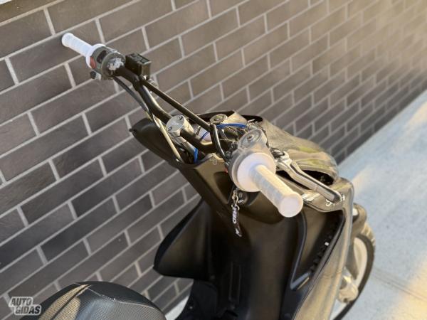 Yamaha Aerox 2004 Kauņa, ar dzinēja tilpumu 0.00 L un nobraukumu 0 tūkst. km par 1500 €, foto 3 vietnē AUTOMOTO.COM.LV