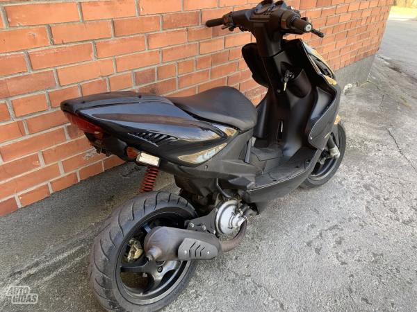 Yamaha Aerox 2005 in Panevezys, with an engine capacity of 0.00 L and mileage of 0 thousand km for 980 €, photo 3 on AUTOMOTO.COM.LV
