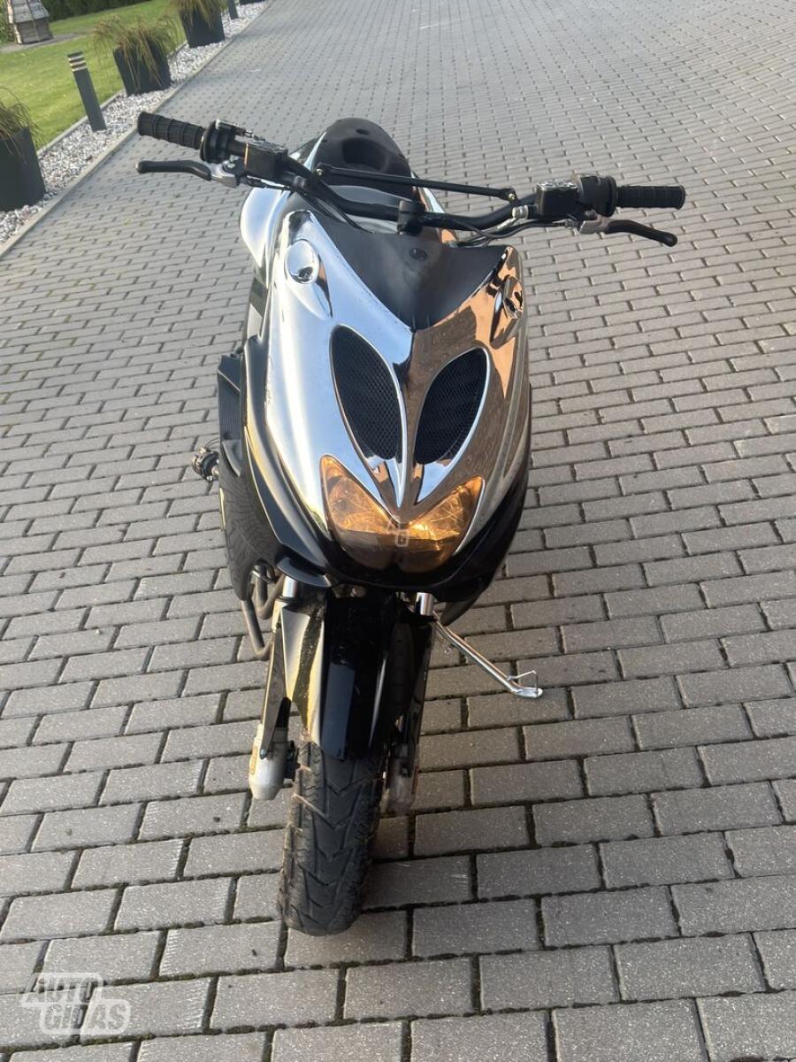 Yamaha Aerox 2005 in Raseiniai, with an engine capacity of 0.00 L and mileage of 0 thousand km for 1650 €, photo 6 on AUTOMOTO.COM.LV