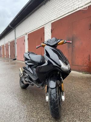 Yamaha Aerox 2006 in Kaunas, with an engine capacity of 0.00 L and mileage of 0 thousand km for 1500 €, photo 14 on AUTOMOTO.COM.LV