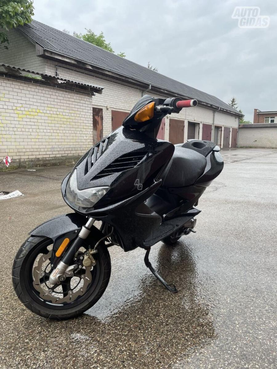 Yamaha Aerox 2006 in Kaunas, with an engine capacity of 0.00 L and mileage of 0 thousand km for 1500 €, photo 15 on AUTOMOTO.COM.LV