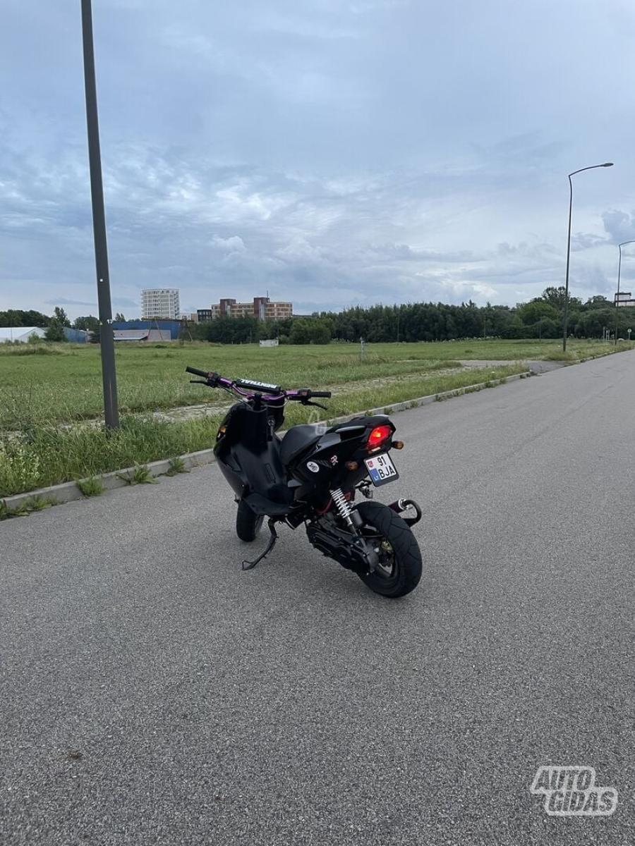 Yamaha Aerox 2006 in Kaunas, with an engine capacity of 0.00 L and mileage of 0 thousand km for 2100 €, photo 10 on AUTOMOTO.COM.LV