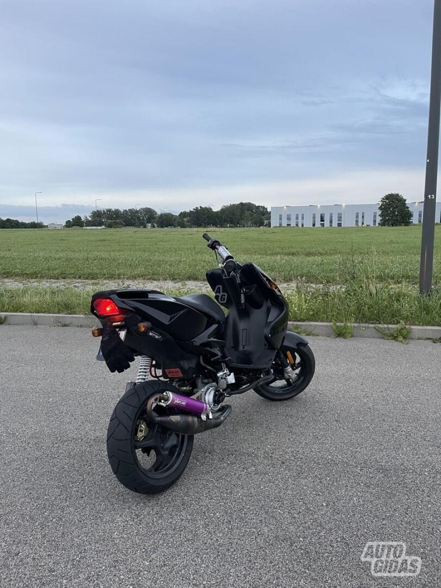 Yamaha Aerox 2006 in Kaunas, with an engine capacity of 0.00 L and mileage of 0 thousand km for 2100 €, photo 11 on AUTOMOTO.COM.LV