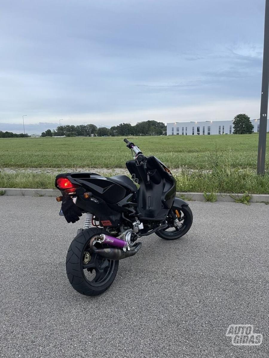 Yamaha Aerox 2006 in Kaunas, with an engine capacity of 0.00 L and mileage of 0 thousand km for 2100 €, photo 12 on AUTOMOTO.COM.LV