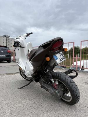 Yamaha Aerox 2008 in Kaunas, with an engine capacity of 49.00 L and mileage of 40 thousand km for 1200 €, photo 5 on AUTOMOTO.COM.LV