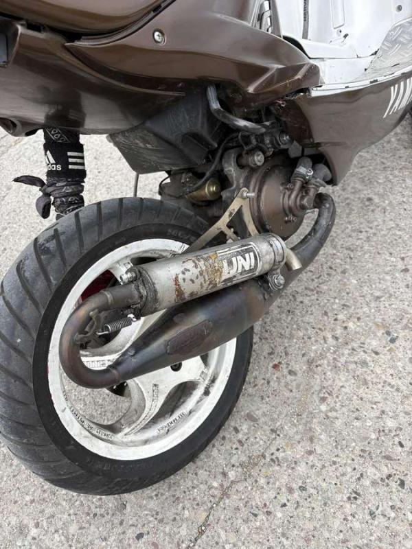 Yamaha Aerox 2008 Kauņa, ar dzinēja tilpumu 49.00 L un nobraukumu 40 tūkst. km par 1200 €, foto 5 vietnē AUTOMOTO.COM.LV