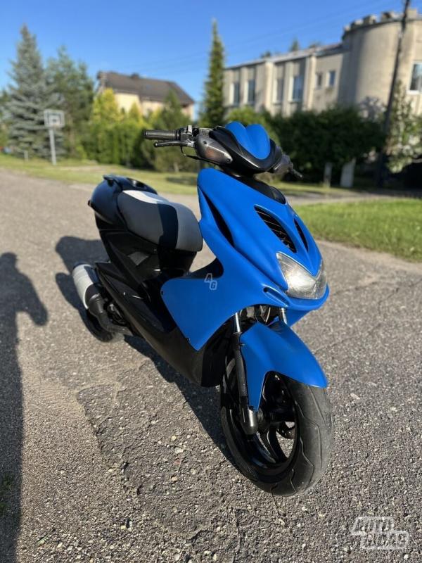 Yamaha Aerox 2008 Viļņa, ar dzinēja tilpumu 0.00 L un nobraukumu 0 tūkst. km par 1000 €, foto 2 vietnē AUTOMOTO.COM.LV