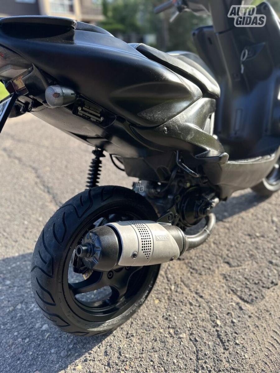 Yamaha Aerox 2008 Viļņa, ar dzinēja tilpumu 0.00 L un nobraukumu 0 tūkst. km par 1000 €, foto 7 vietnē AUTOMOTO.COM.LV
