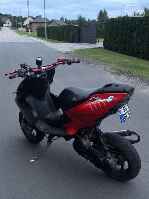 Yamaha Aerox 2008 Raseiniai, ar dzinēja tilpumu 0.05 L un nobraukumu 0 tūkst. km par 1500 €, foto 4 vietnē AUTOMOTO.COM.LV