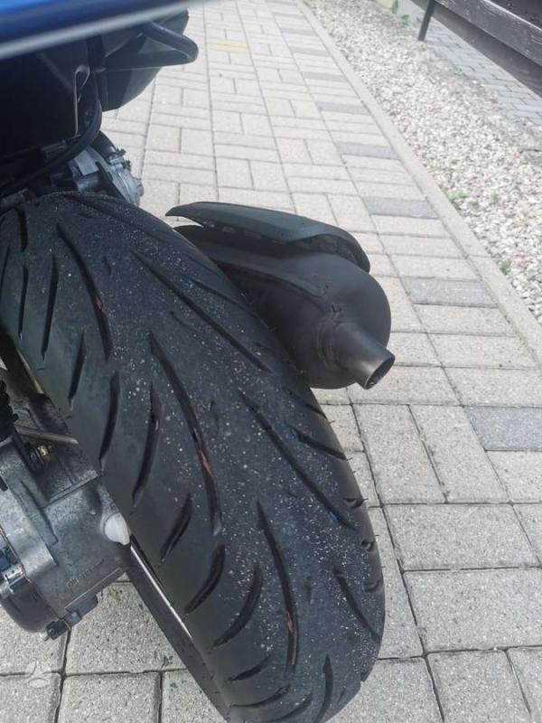 Yamaha Aerox 2008 Viļņa, ar dzinēja tilpumu 49.00 L un nobraukumu 16 tūkst. km par 1650 €, foto 8 vietnē AUTOMOTO.COM.LV