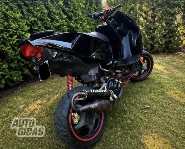 Yamaha Aerox 2009 Kauņa, ar dzinēja tilpumu 0.00 L un nobraukumu 0 tūkst. km par 2000 €, foto 4 vietnē AUTOMOTO.COM.LV