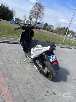 Yamaha Aerox 2009 in Kaunas, with an engine capacity of 0.00 L and mileage of 0 thousand km for 1600 €, photo 6 on AUTOMOTO.COM.LV