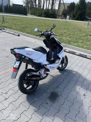 Yamaha Aerox 2009 in Kaunas, with an engine capacity of 0.00 L and mileage of 0 thousand km for 1600 €, photo 7 on AUTOMOTO.COM.LV