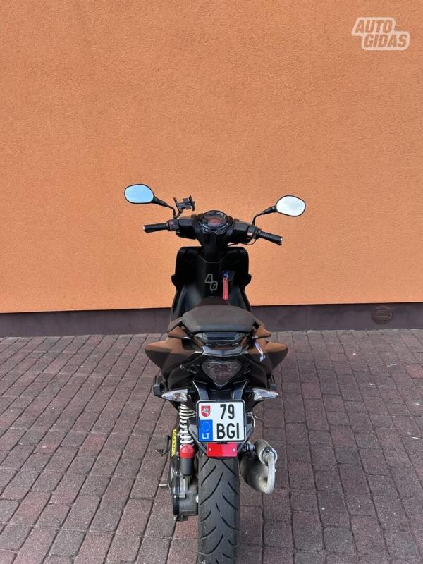 Yamaha Aerox 2013 in Skuodas, with an engine capacity of 0.00 L and mileage of 0 thousand km for 1250 €, photo 5 on AUTOMOTO.COM.LV