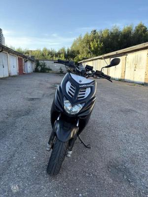 Yamaha Aerox 2013 in Klaipeda, with an engine capacity of 50.00 L and mileage of 25 thousand km for 1450 €, photo 4 on AUTOMOTO.COM.LV
