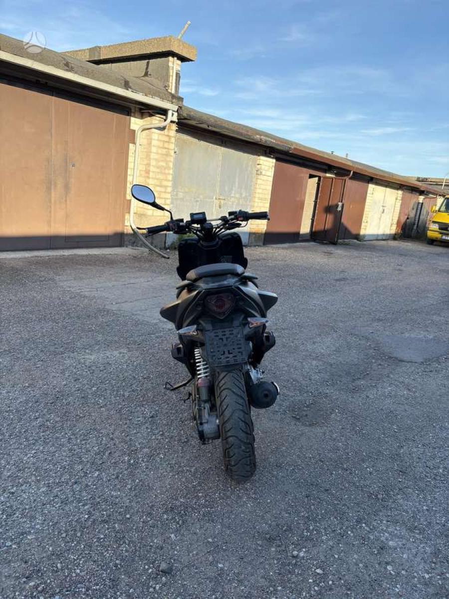 Yamaha Aerox 2013 in Klaipeda, with an engine capacity of 50.00 L and mileage of 25 thousand km for 1450 €, photo 5 on AUTOMOTO.COM.LV