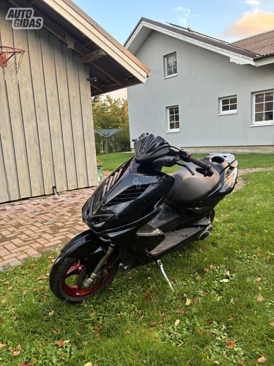 Yamaha Aerox 2013 Palanga, ar dzinēja tilpumu 0.00 L un nobraukumu 0 tūkst. km par 1700 €, foto 5 vietnē AUTOMOTO.COM.LV