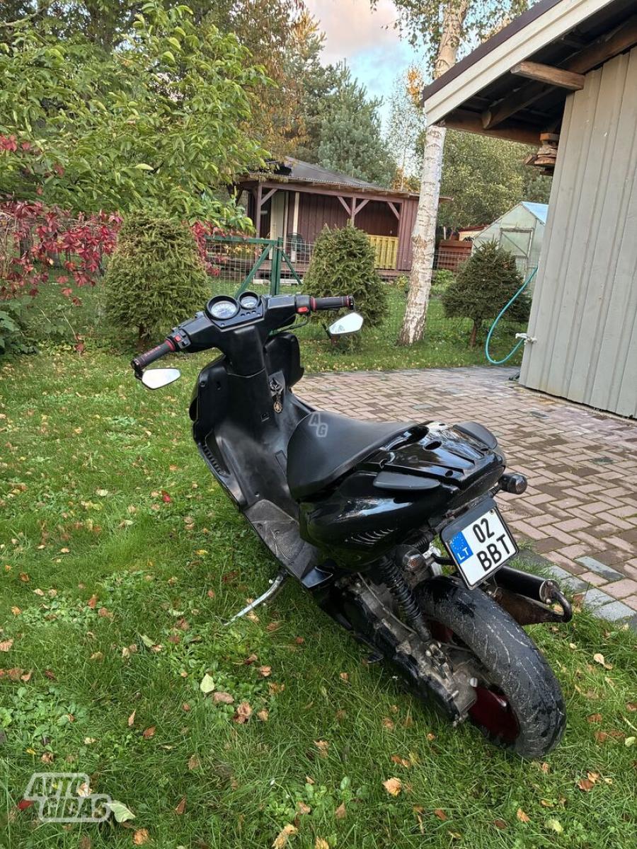 Yamaha Aerox 2013 Palanga, ar dzinēja tilpumu 0.00 L un nobraukumu 0 tūkst. km par 1700 €, foto 7 vietnē AUTOMOTO.COM.LV
