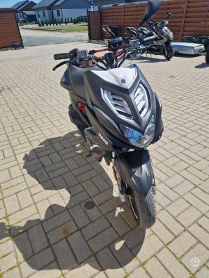 Yamaha Aerox 2014 in Klaipeda, with an engine capacity of 49.00 L and mileage of 18 thousand km for 1000 €, photo  on AUTOMOTO.COM.LV