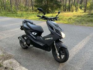Yamaha Aerox 2014 in Vilnius, with an engine capacity of 49.00 L and mileage of 15 thousand km for 850 €, photo 6 on AUTOMOTO.COM.LV