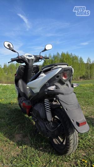 Yamaha Aerox 2016 in Vilnius, with an engine capacity of 0.05 L and mileage of 0 thousand km for 1499 €, photo 7 on AUTOMOTO.COM.LV