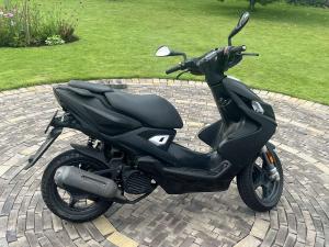 Yamaha Aerox 2016 in Kedainiai, with an engine capacity of 49.00 L and mileage of 51 thousand km for 1250 €, photo 5 on AUTOMOTO.COM.LV