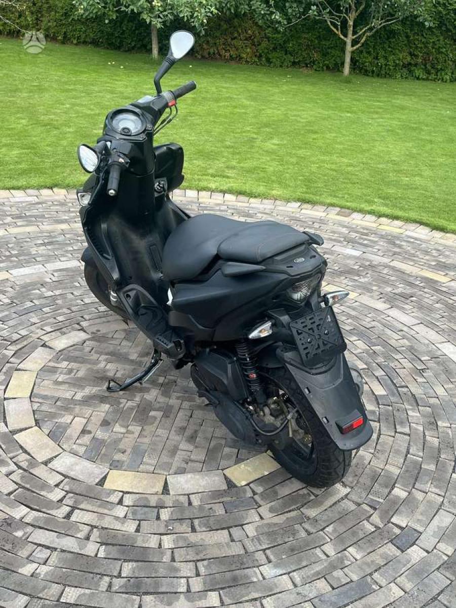 Yamaha Aerox 2016 in Kedainiai, with an engine capacity of 49.00 L and mileage of 51 thousand km for 1250 €, photo 7 on AUTOMOTO.COM.LV