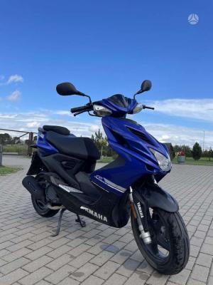 Yamaha Aerox 2018 Lazdijai, ar dzinēja tilpumu 49.00 L un nobraukumu 4 tūkst. km par 1800 €, foto  vietnē AUTOMOTO.COM.LV