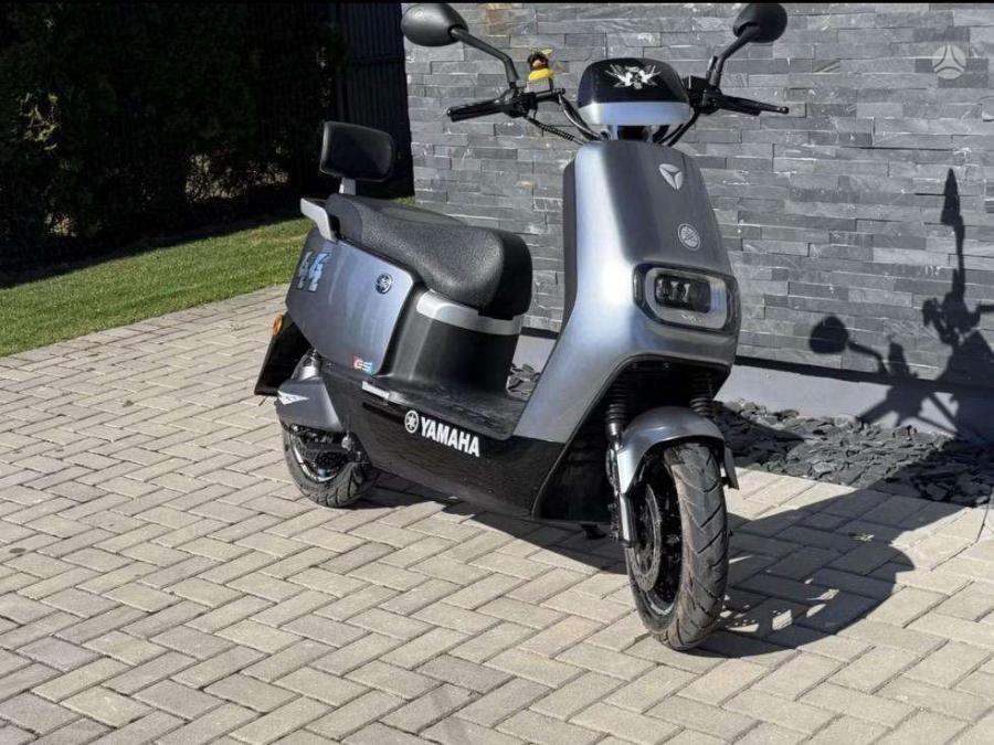 Ямаха Aerox 2025 в Каунас, объемом двигателя 0.00 л и пробегом 2 тыс. км за 999 €, фото 4 на AUTOMOTO.COM.LV