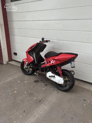Red Yamaha Aerox 2003 in Vilnius, with an engine capacity of 0.00 L and mileage of 0 thousand km for 1500 €, photo 7 on AUTOMOTO.COM.LV