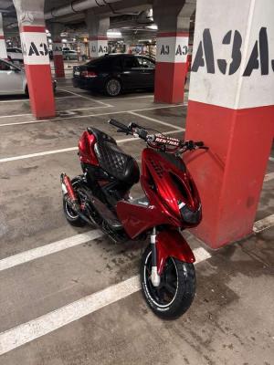 Red Yamaha Aerox 2007 in Siauliai, with an engine capacity of 50.00 L and mileage of 13 thousand km for 2000 €, photo 3 on AUTOMOTO.COM.LV