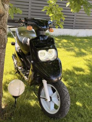 Black Yamaha Booster 2005 in Kretinga, with an engine capacity of 49.00 L and mileage of 1 thousand km for 1950 €, photo 7 on AUTOMOTO.COM.LV