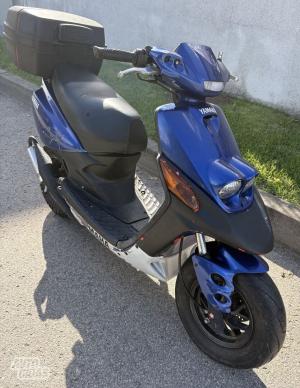 Blue Yamaha Booster 1997 in Kaunas, with an engine capacity of 0.05 L and mileage of 25 thousand km for 750 €, photo  on AUTOMOTO.COM.LV