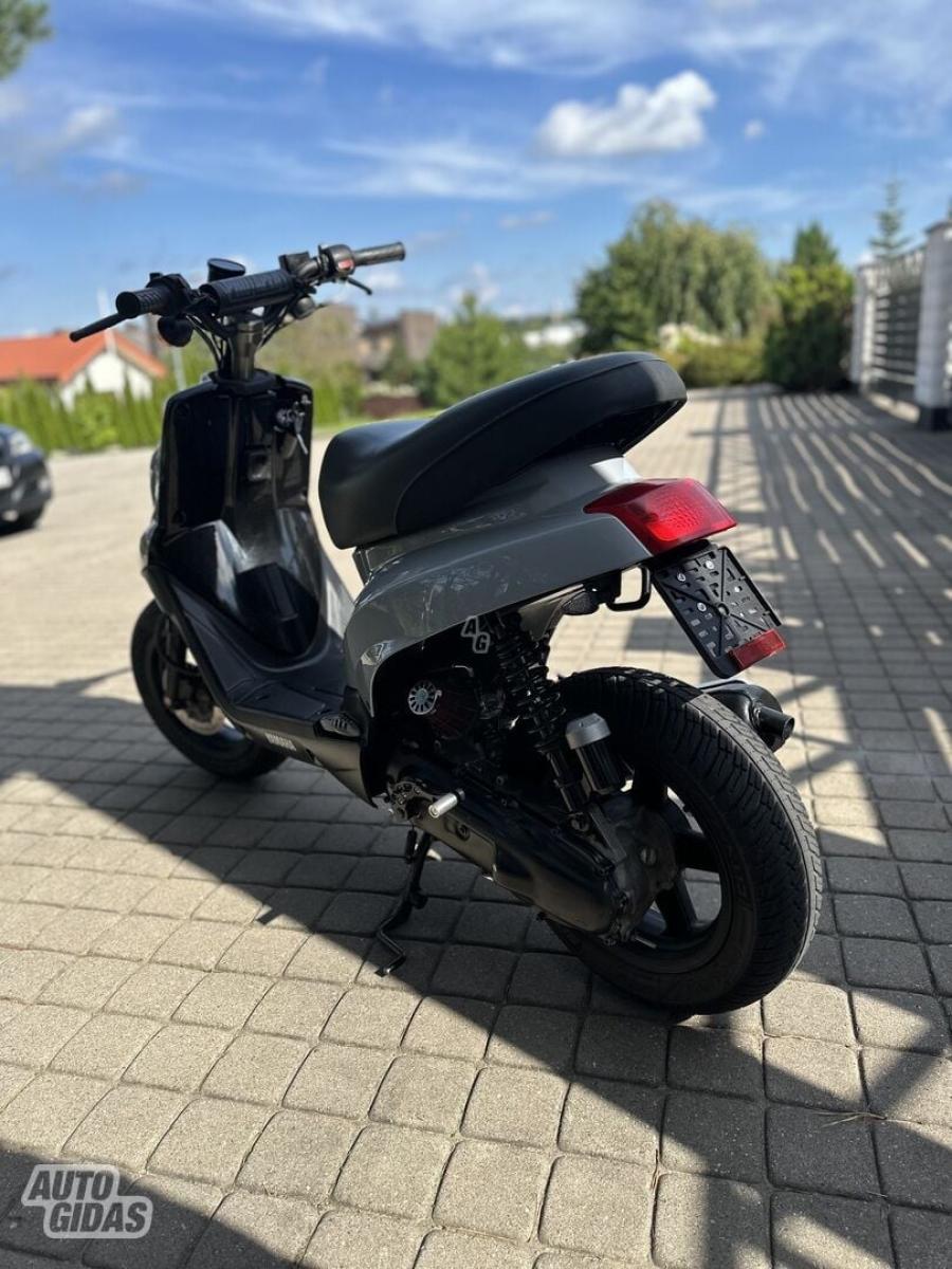 Yamaha Booster 2003 Viļņa, ar dzinēja tilpumu 0.00 L un nobraukumu 0 tūkst. km par 1650 €, foto 4 vietnē AUTOMOTO.COM.LV