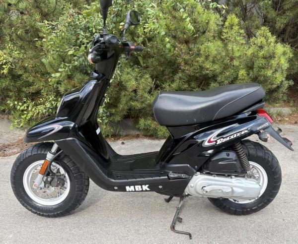 Yamaha Booster 2006 in Kaunas, with an engine capacity of 49.00 L and mileage of 8 thousand km for 1799 €, photo 4 on AUTOMOTO.COM.LV
